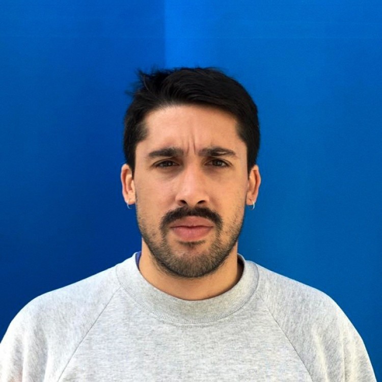 La hoguera (Carlos Saiz) España